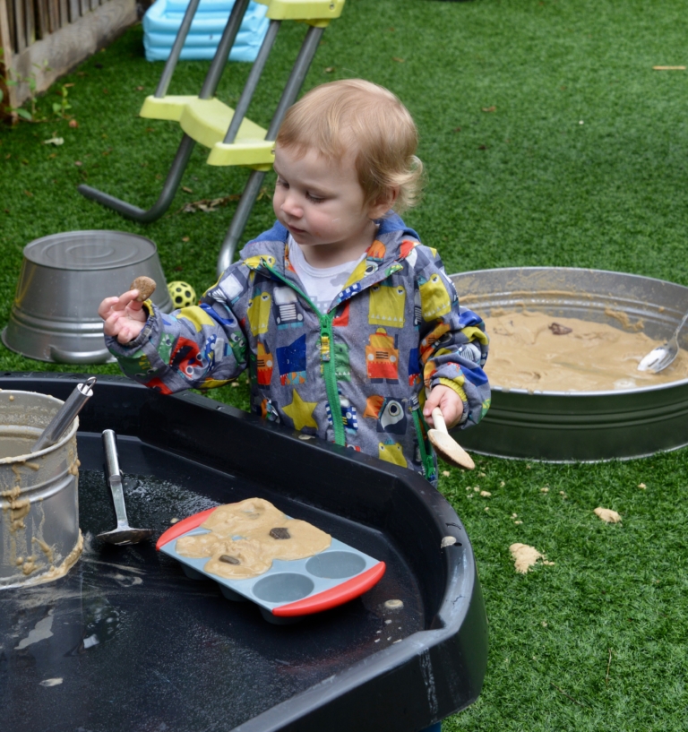 Tuff Tray Ideas for Toddlers and Preschoolers
